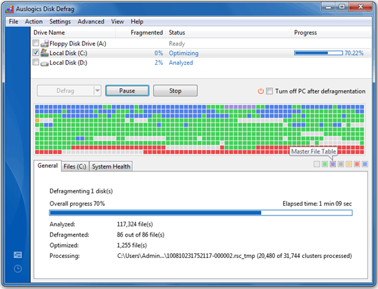 Auslogics Disk Defrag performs defragmentation in real-time